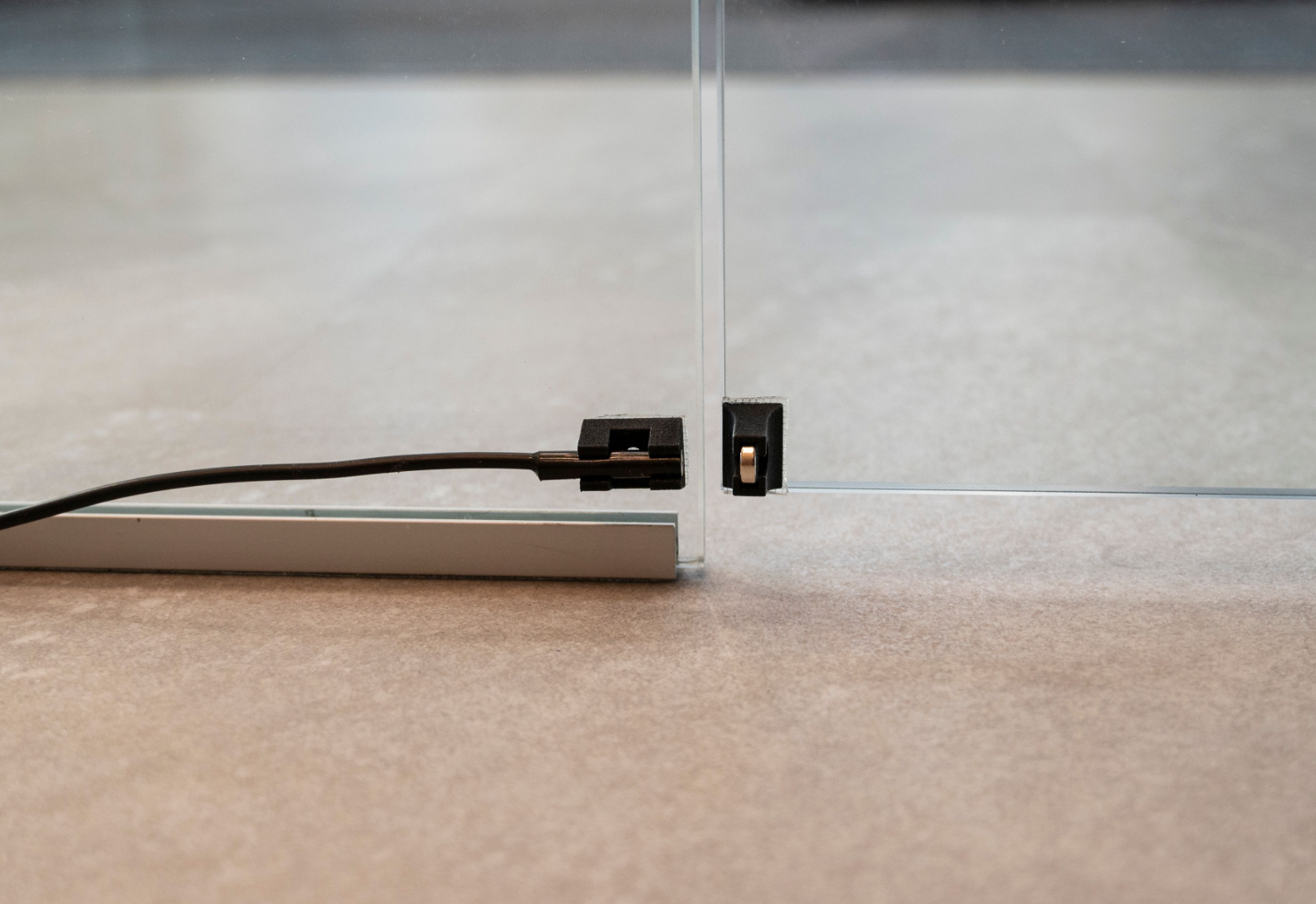 Door switch setup – English